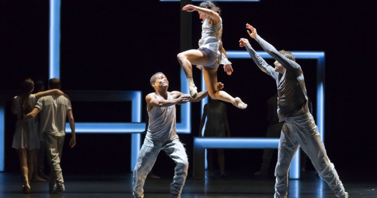 „Die Liebe kann tanzen“ von Stephan Thoss in Basel