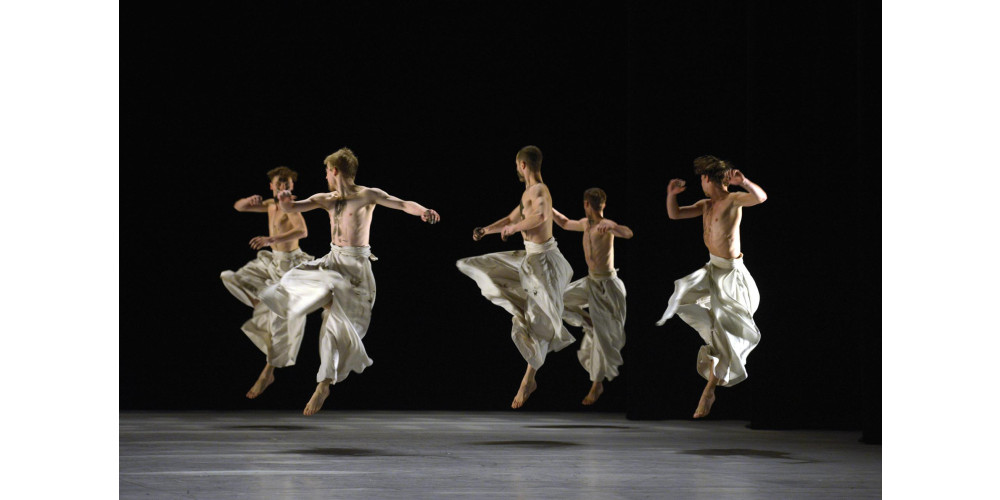 Ohad Naharins „Decadance“ Leipziger Ballett