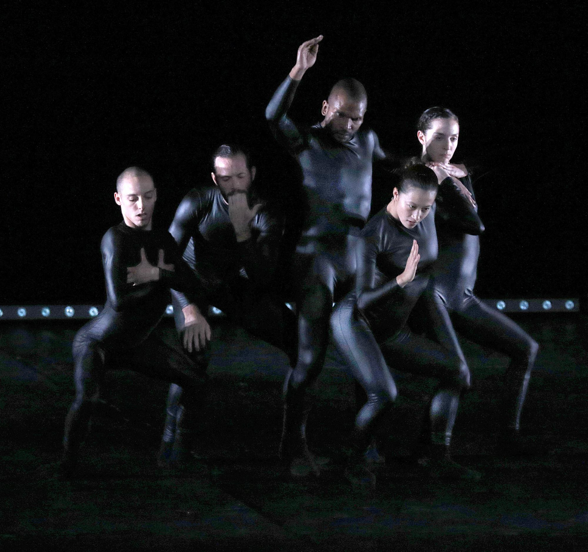 Mit jedem Muskel einzeln tanzen Sharon Eyal