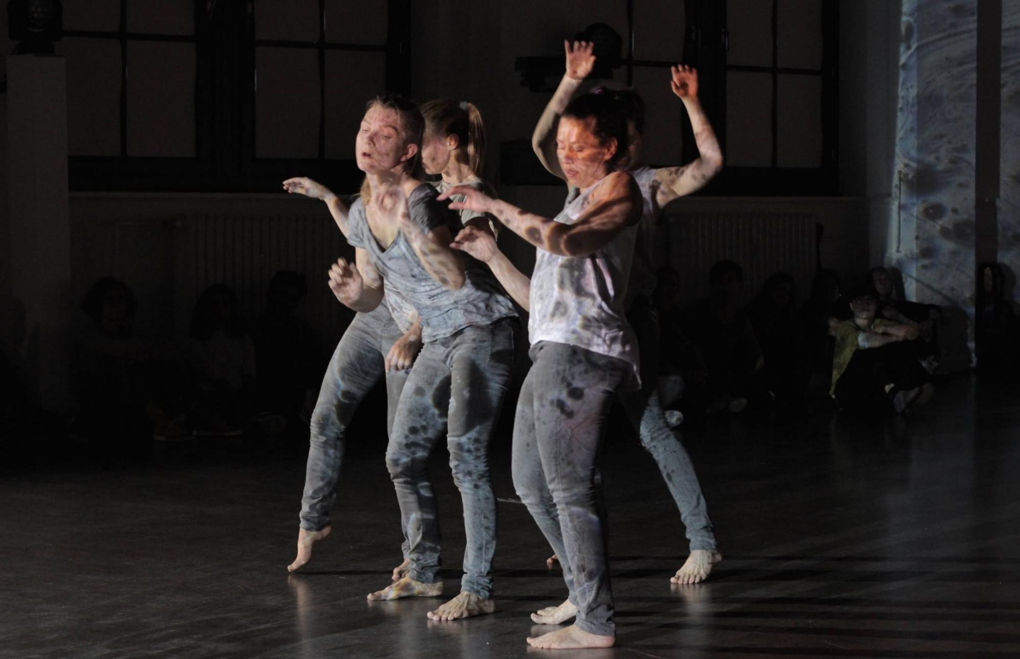 Ursina Tossi Resisting bodies. body-activism-dance