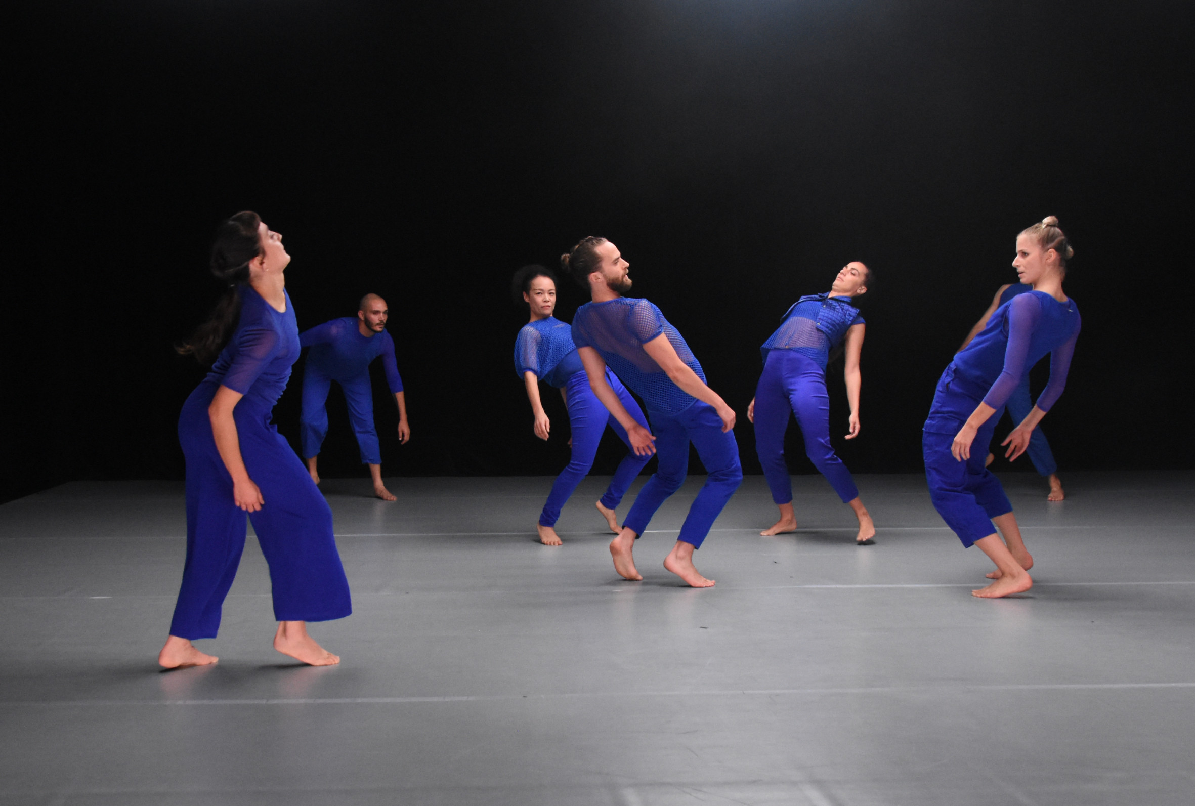 Horden geisterhafter Gestalten