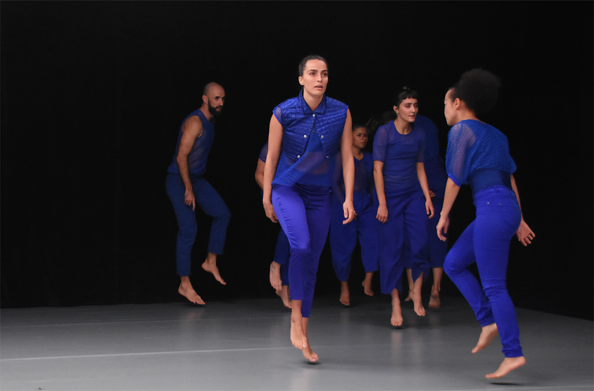 Horden geisterhafter Gestalten