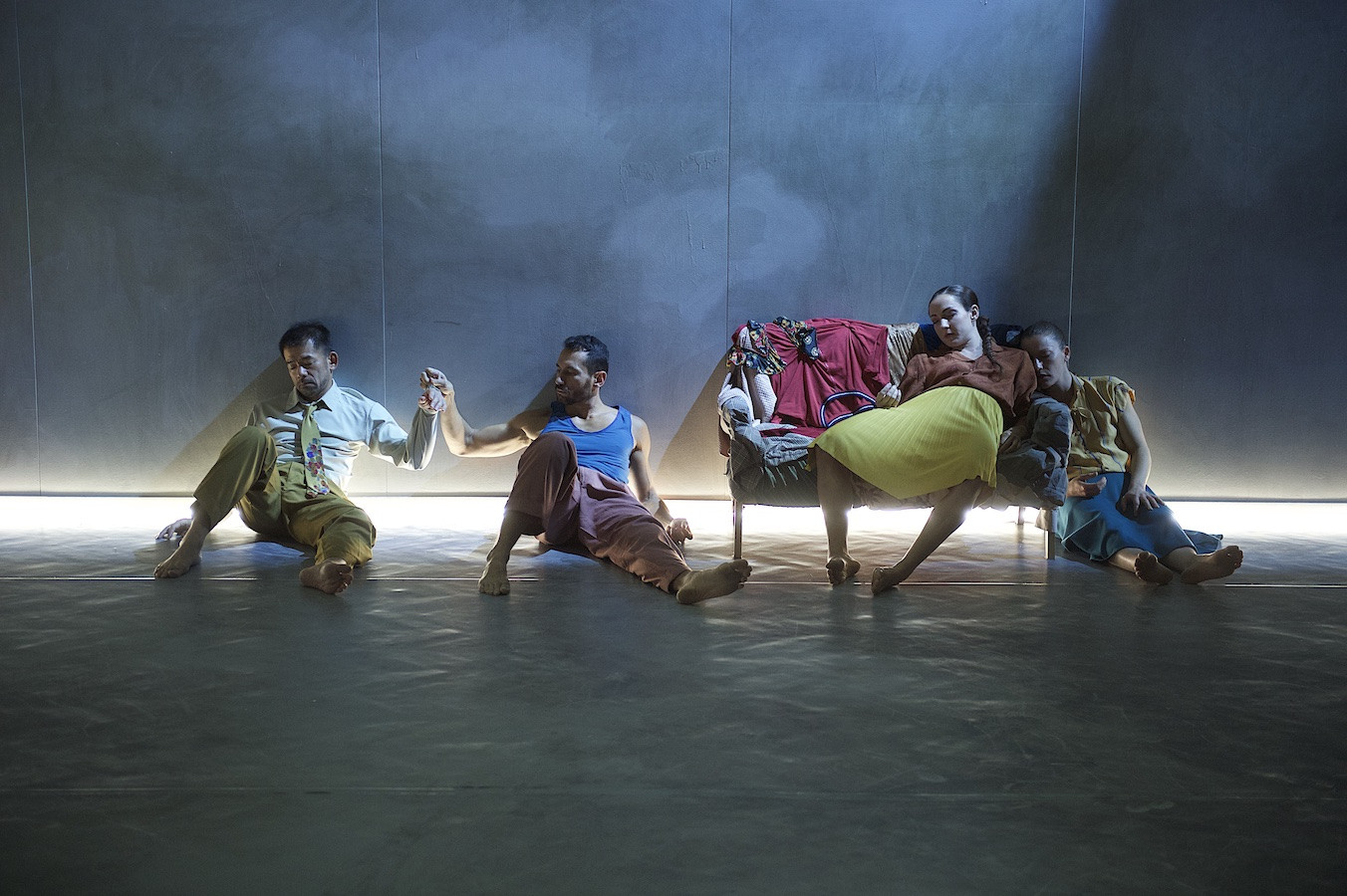 cie. Toula Limnaios zeigt „les égarés“