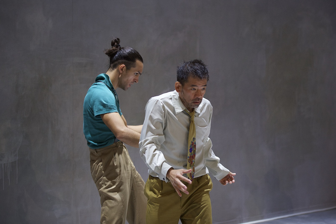 cie. Toula Limnaios zeigt „les égarés“