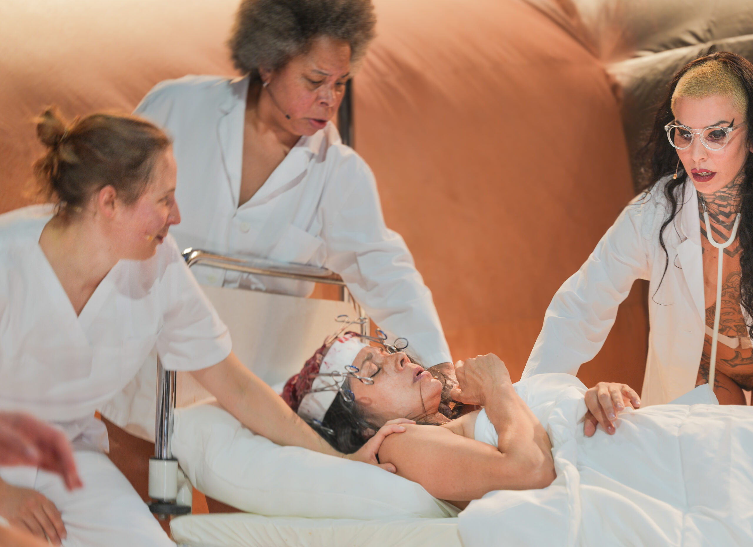 Holzinger Volksbühne Year without Summer