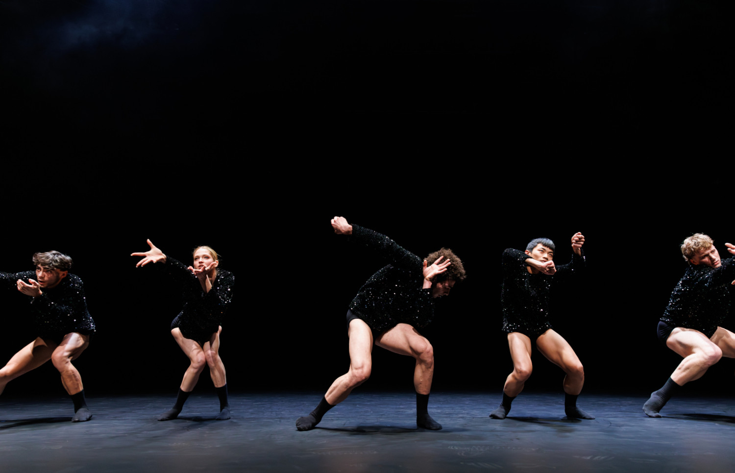 „Radical Classical“ mit den Gauthier Dance Juniors in Stuttgart